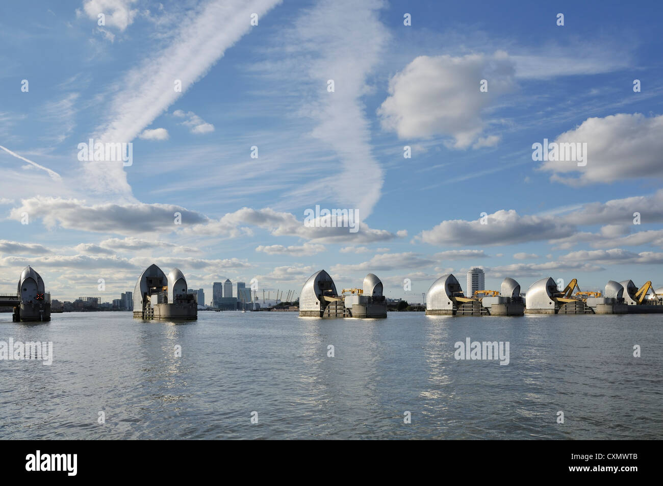 London barrier hi-res stock photography and images - Alamy