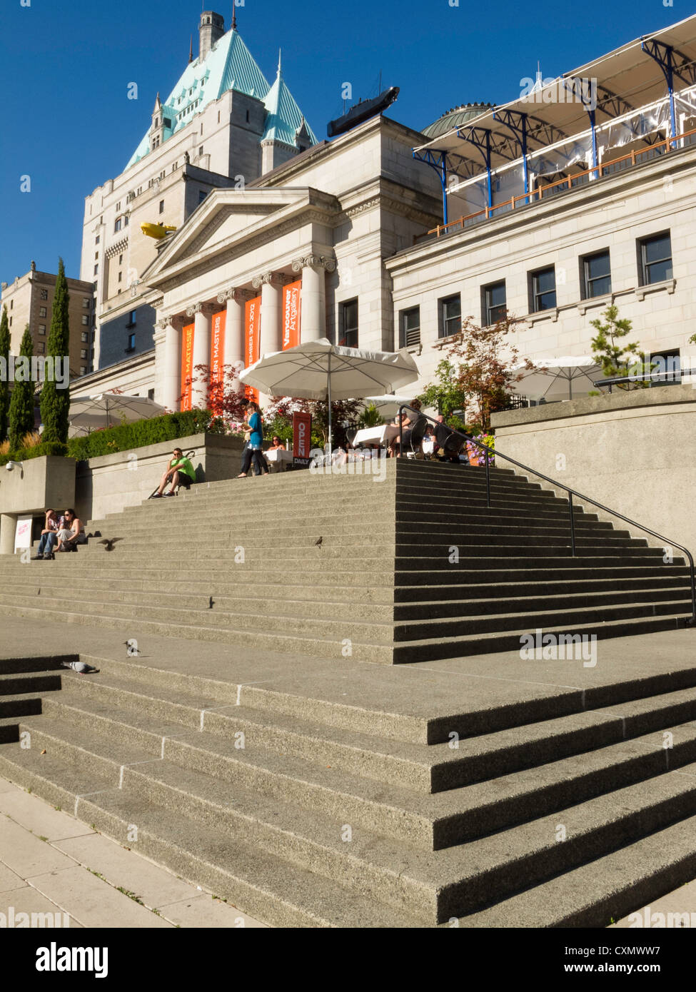 Robson plaza hi-res stock photography and images - Alamy