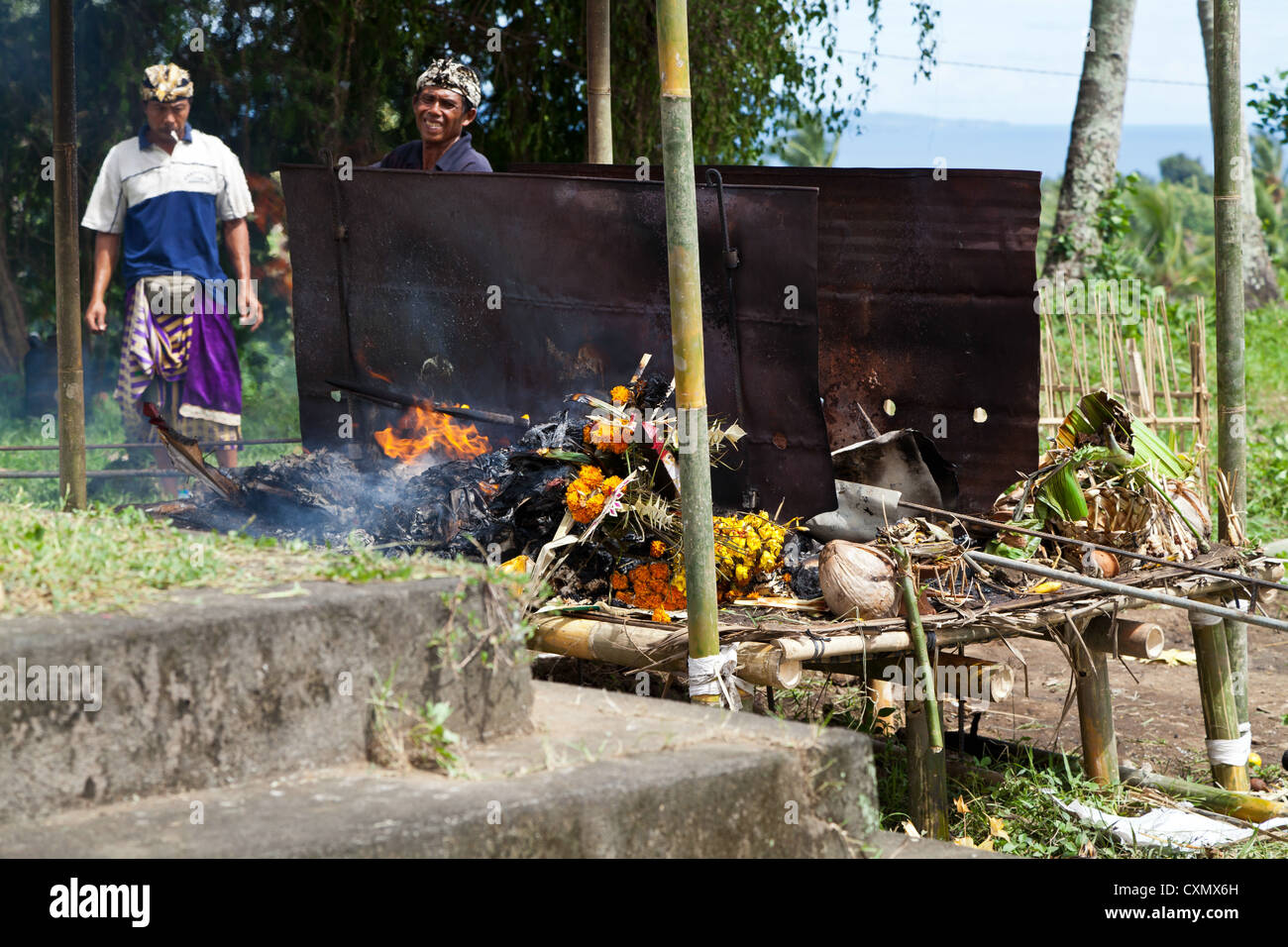 Traditional Fire Cremation of a Dead on Bali Stock Photo - Alamy