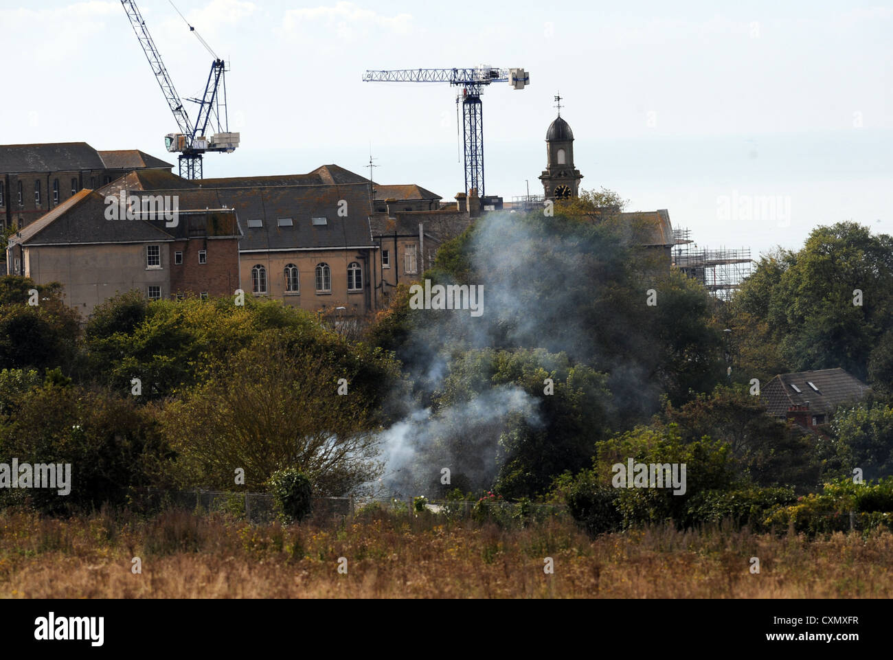 Gardening bonfires hi-res stock photography and images - Alamy