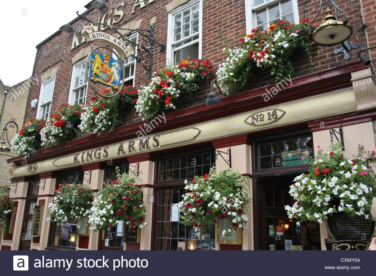 Kings Arms Pub London Stock Photos & Kings Arms Pub London Stock Images ...
