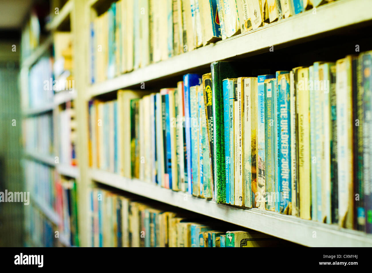 Vintage secondhand book hi-res stock photography and images - Alamy