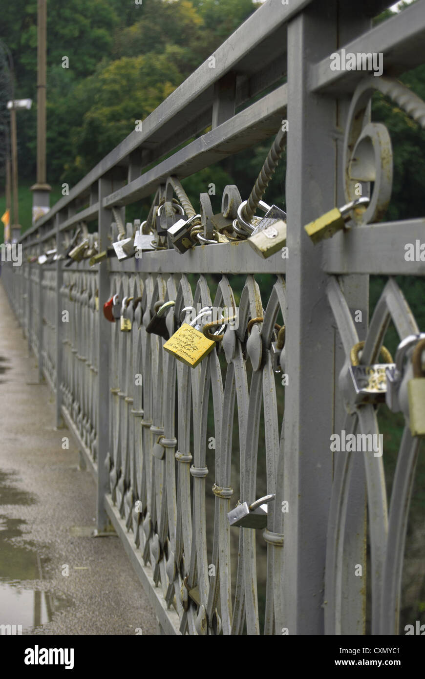 Rust and corrosion on bridges hi-res stock photography and images - Alamy