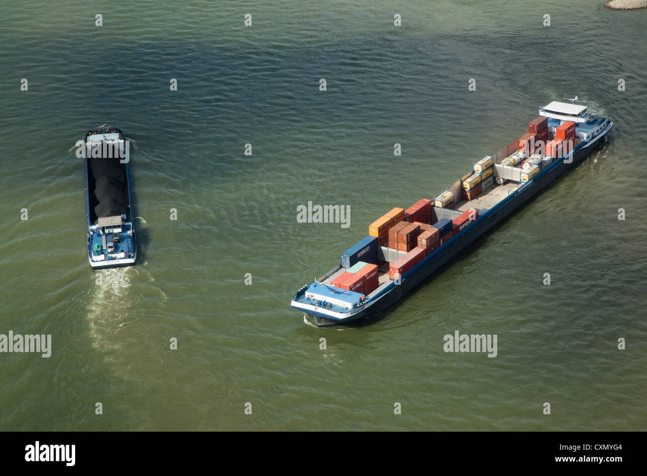 Freight barges hi-res stock photography and images - Alamy