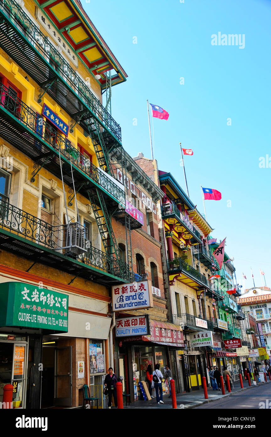 Chinatown alley san francisco hi-res stock photography and images - Alamy