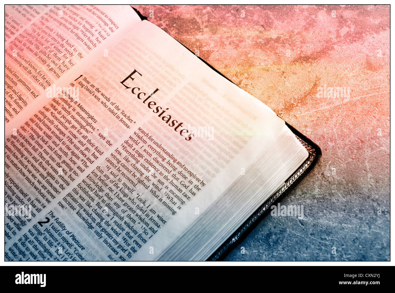 the open bible Stock Photo - Alamy