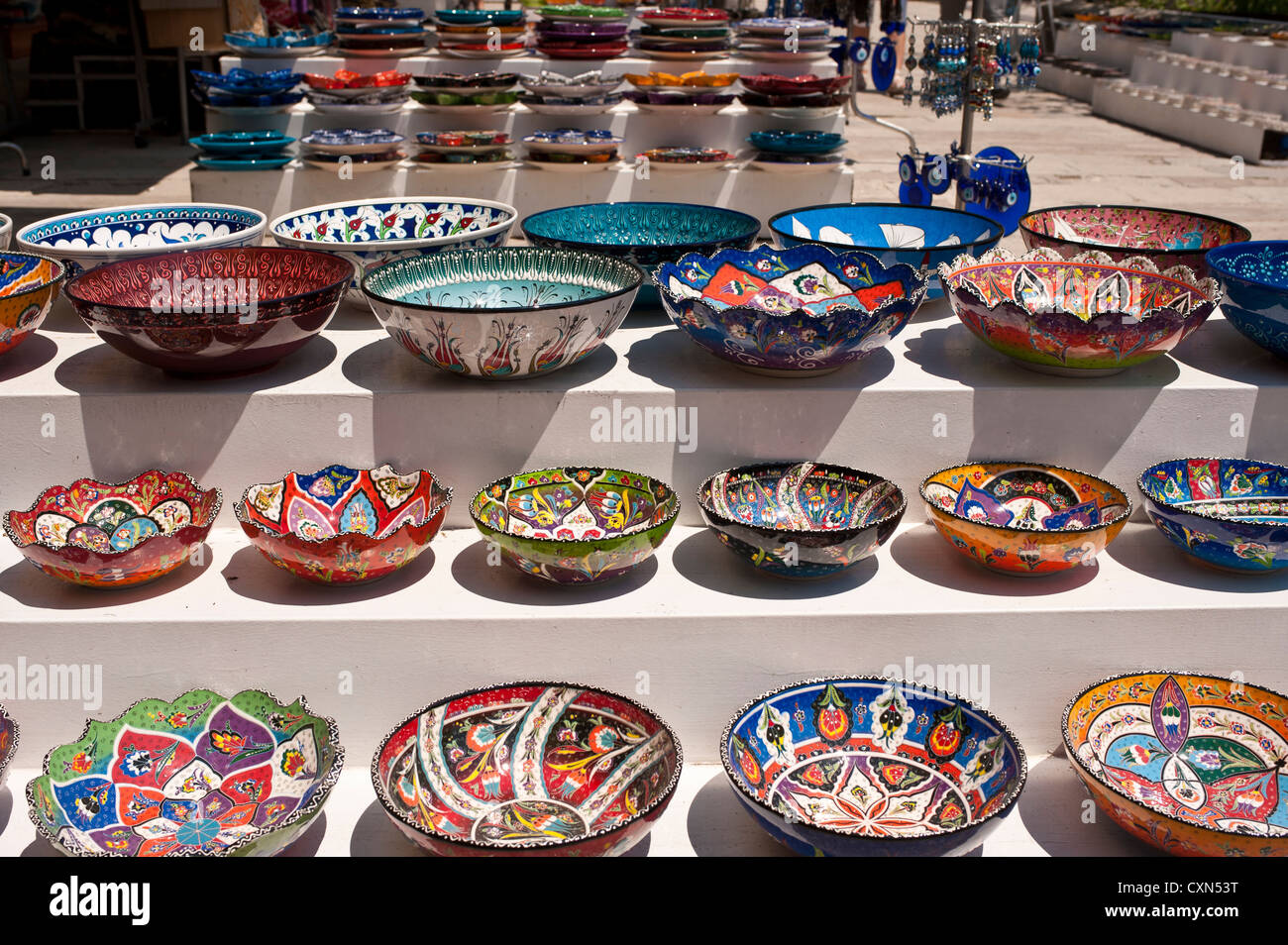 Turkish pottery for sale in Istanbul Stock Photo - Alamy