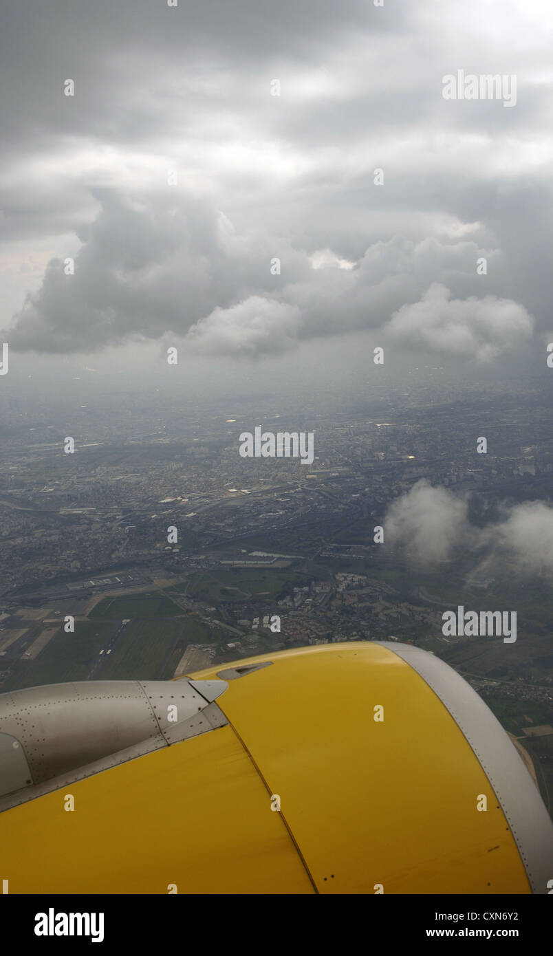 Passenger plane during take hi-res stock photography and images - Alamy