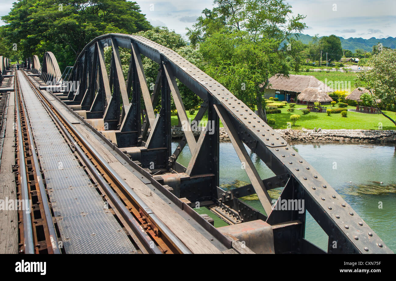 Railway bridge across river over hi-res stock photography and images ...
