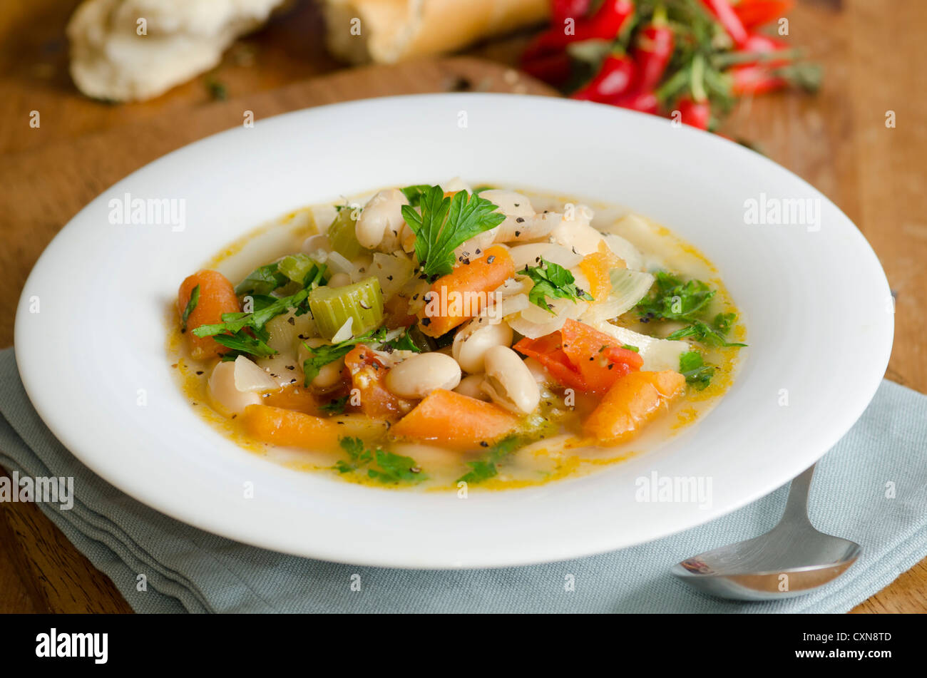 Bean and vegetable soup Stock Photo - Alamy