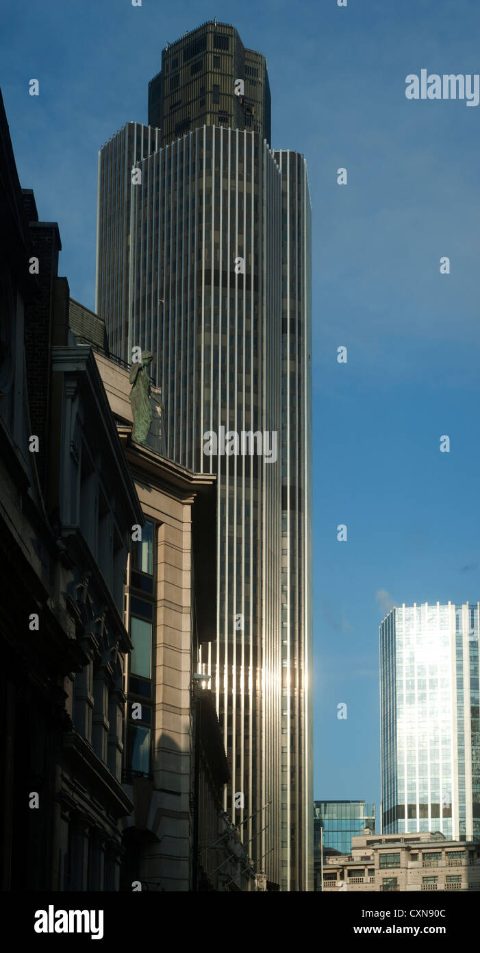 Natwest tower london hi-res stock photography and images - Alamy