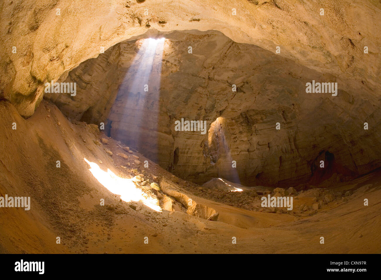 Ambient light rays in the Majlis Al Jinn, one of the world's largest ...