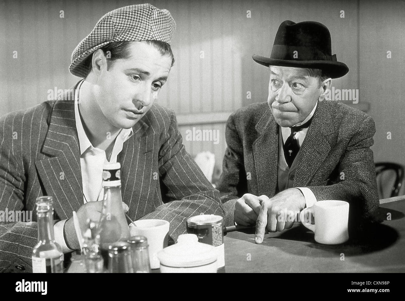 HOLLYWOOD CAVALCADE (1939) DON AMECHE, DONALD MEEKS, IRVING CUMMINGS ...