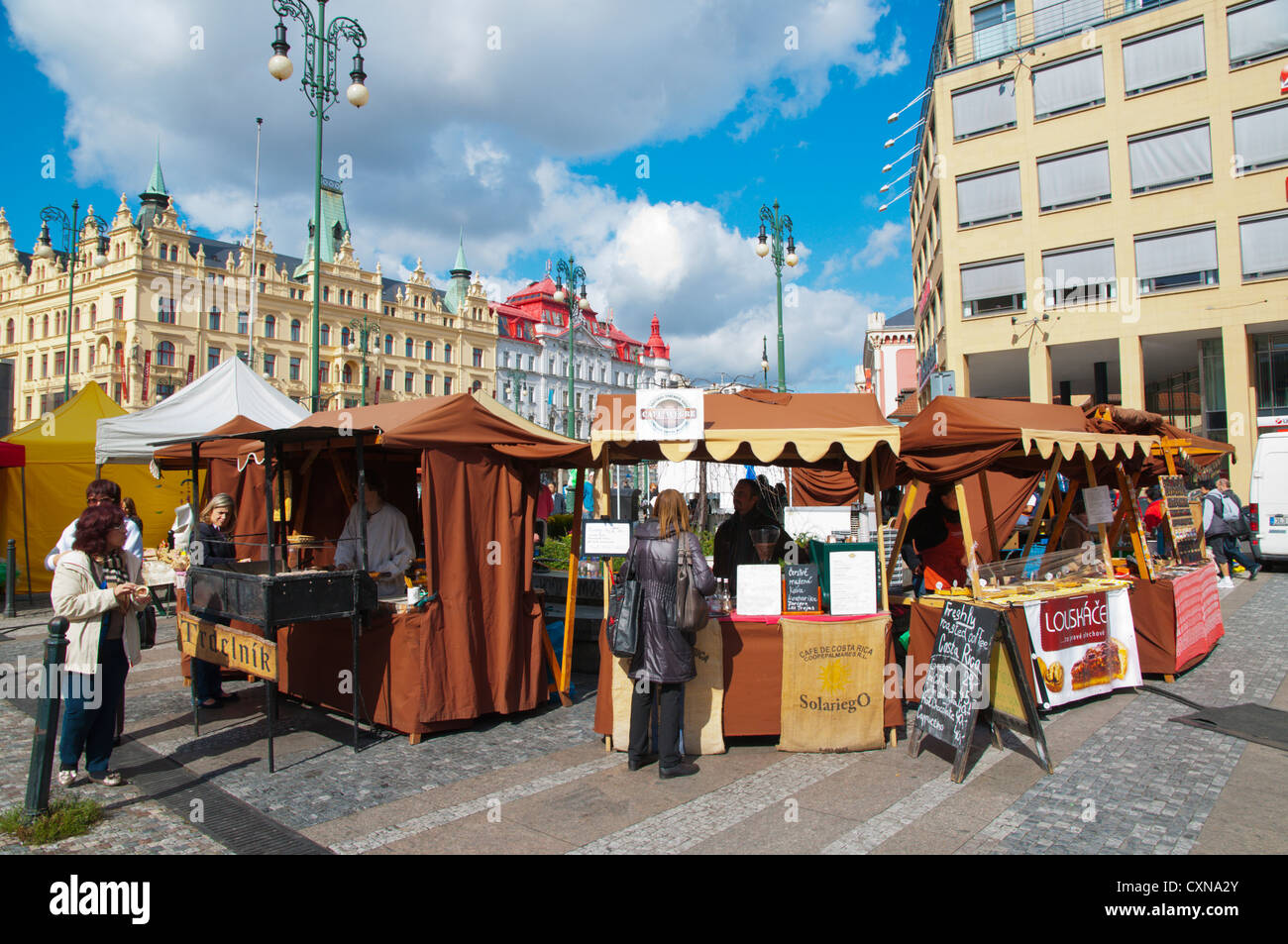 Prague market people hi-res stock photography and images - Alamy