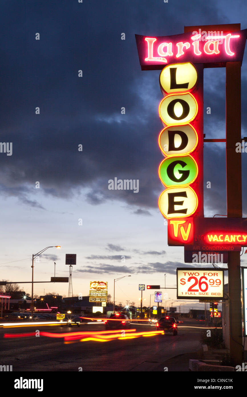Motel neon sign hi-res stock photography and images - Alamy