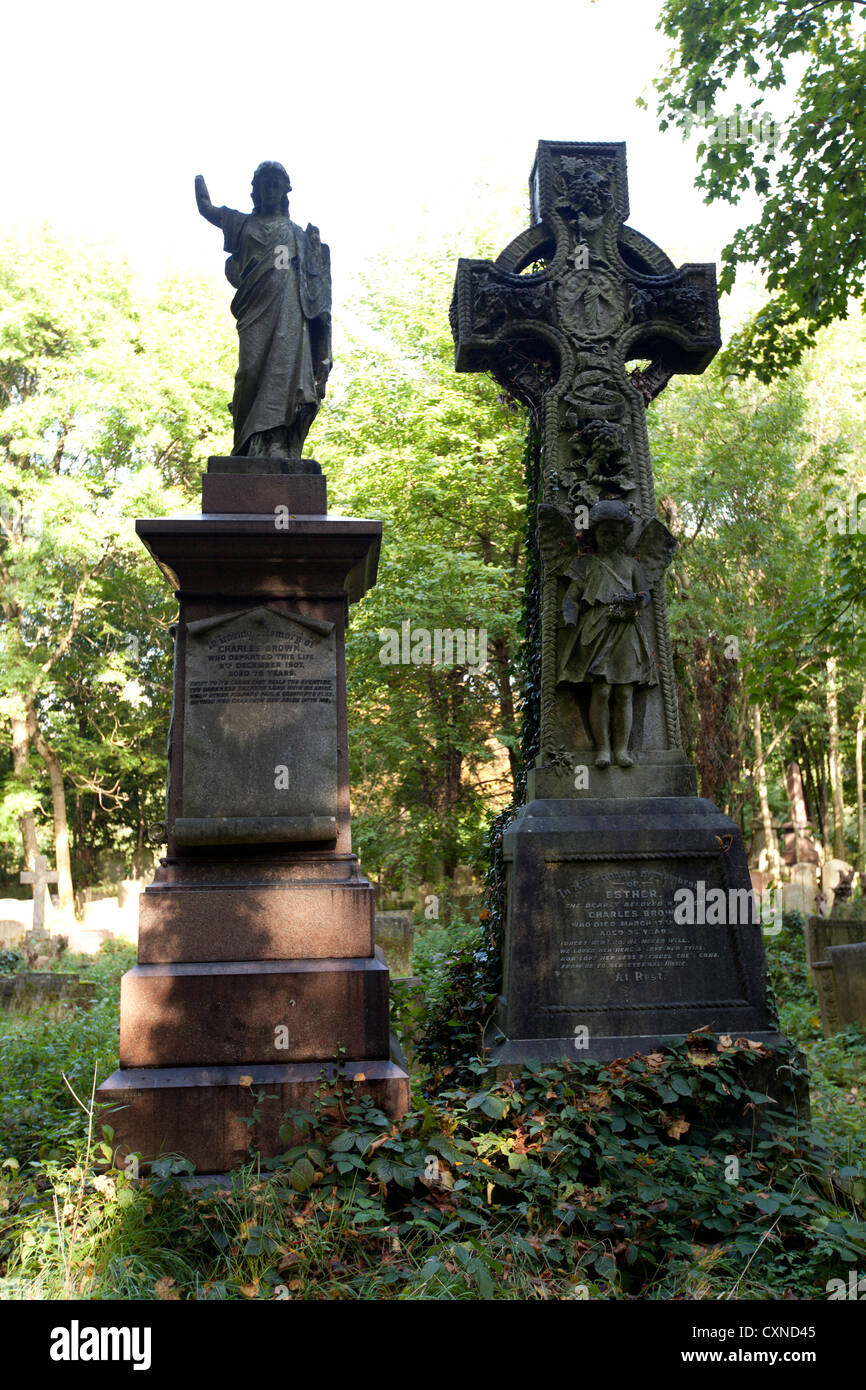 Monumental cemetery cross architecture hi-res stock photography and ...