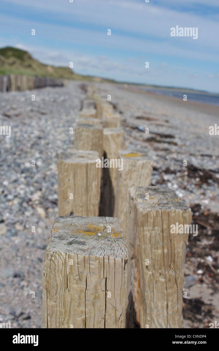 Beach groins hi-res stock photography and images - Alamy