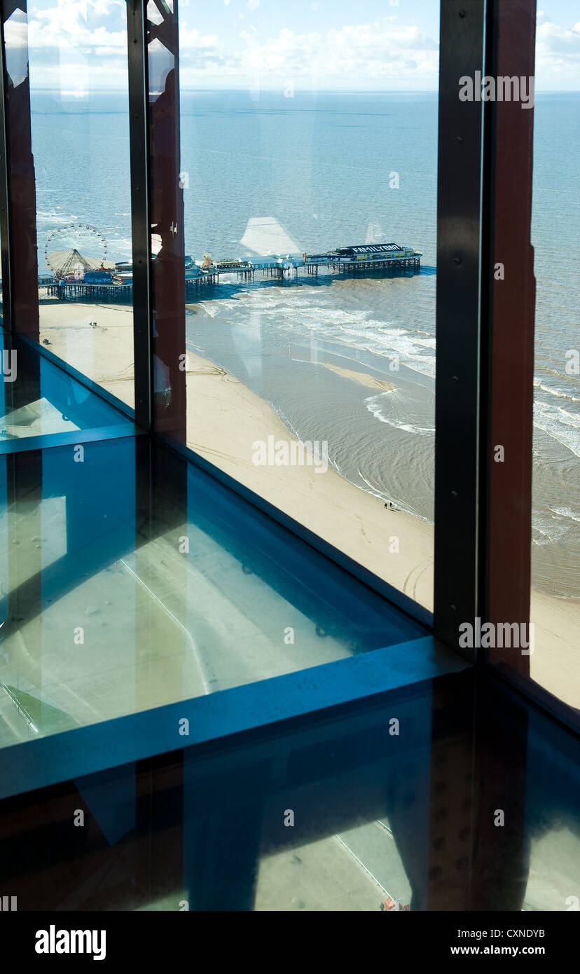 Blackpool tower top hi-res stock photography and images - Alamy