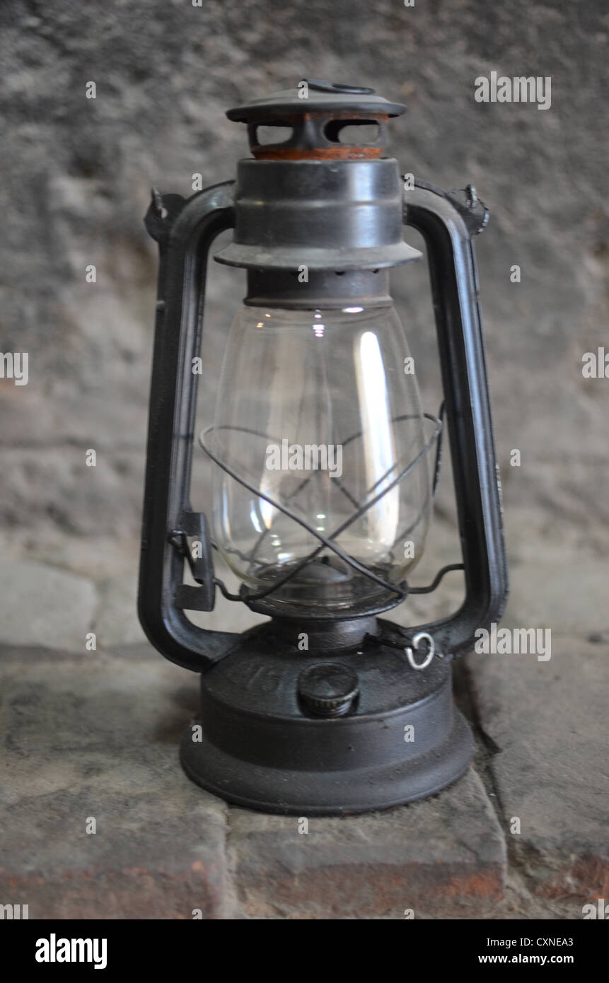 Victorian gas lamp hi-res stock photography and images - Alamy