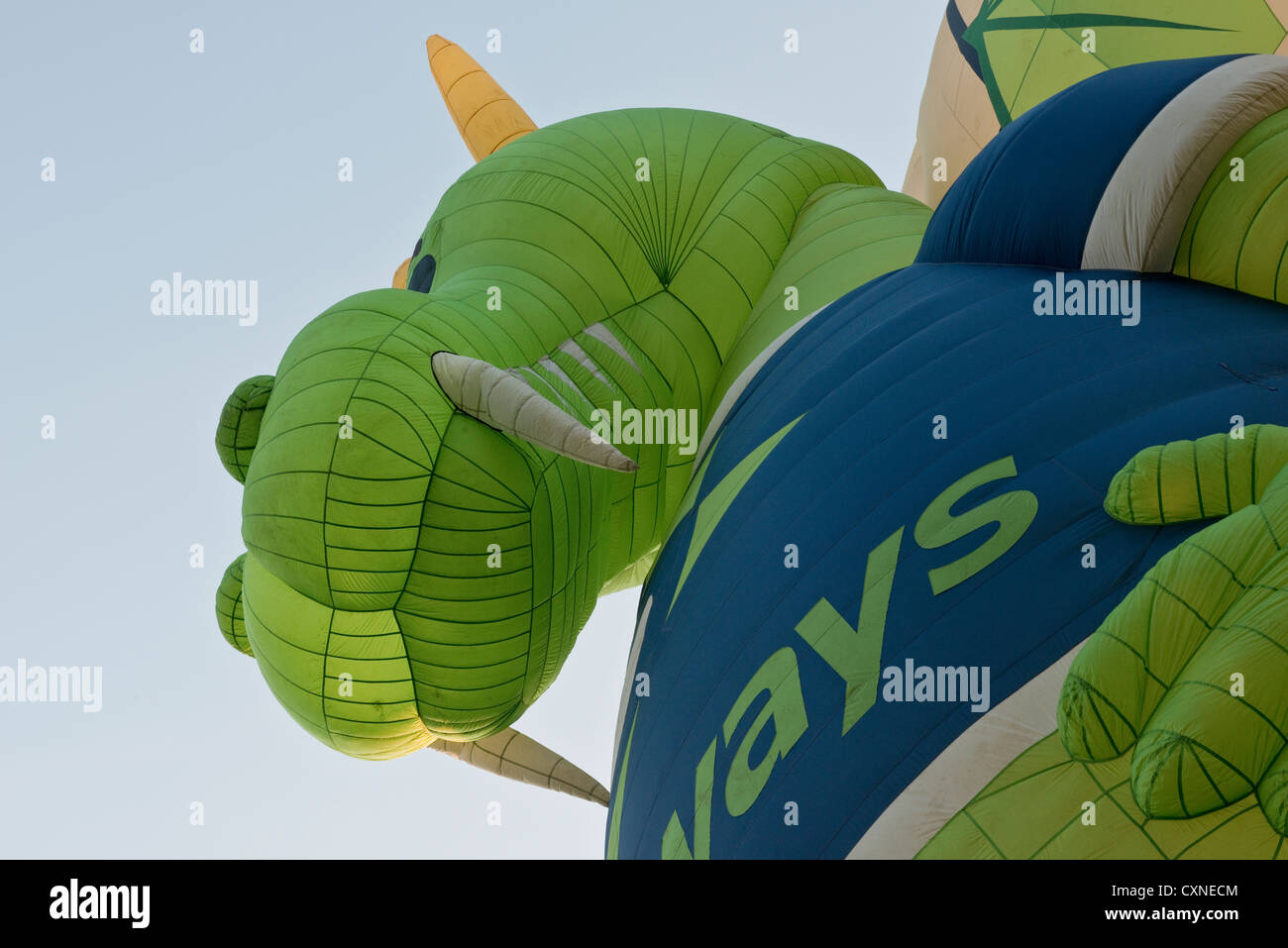 "Palletways" dragon hot air balloon. Bristol International Balloon ...