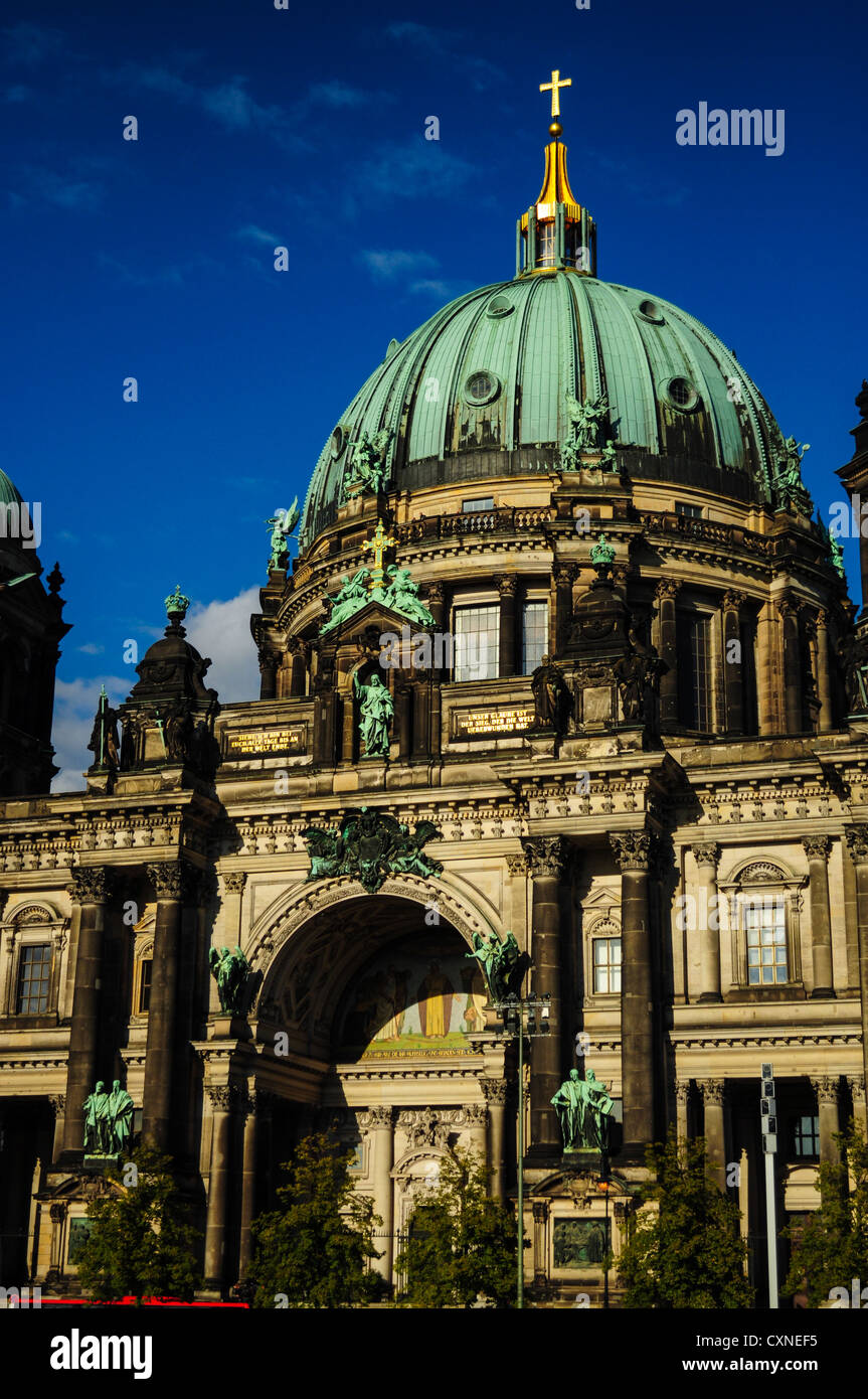 Berliner landmark hi-res stock photography and images - Alamy