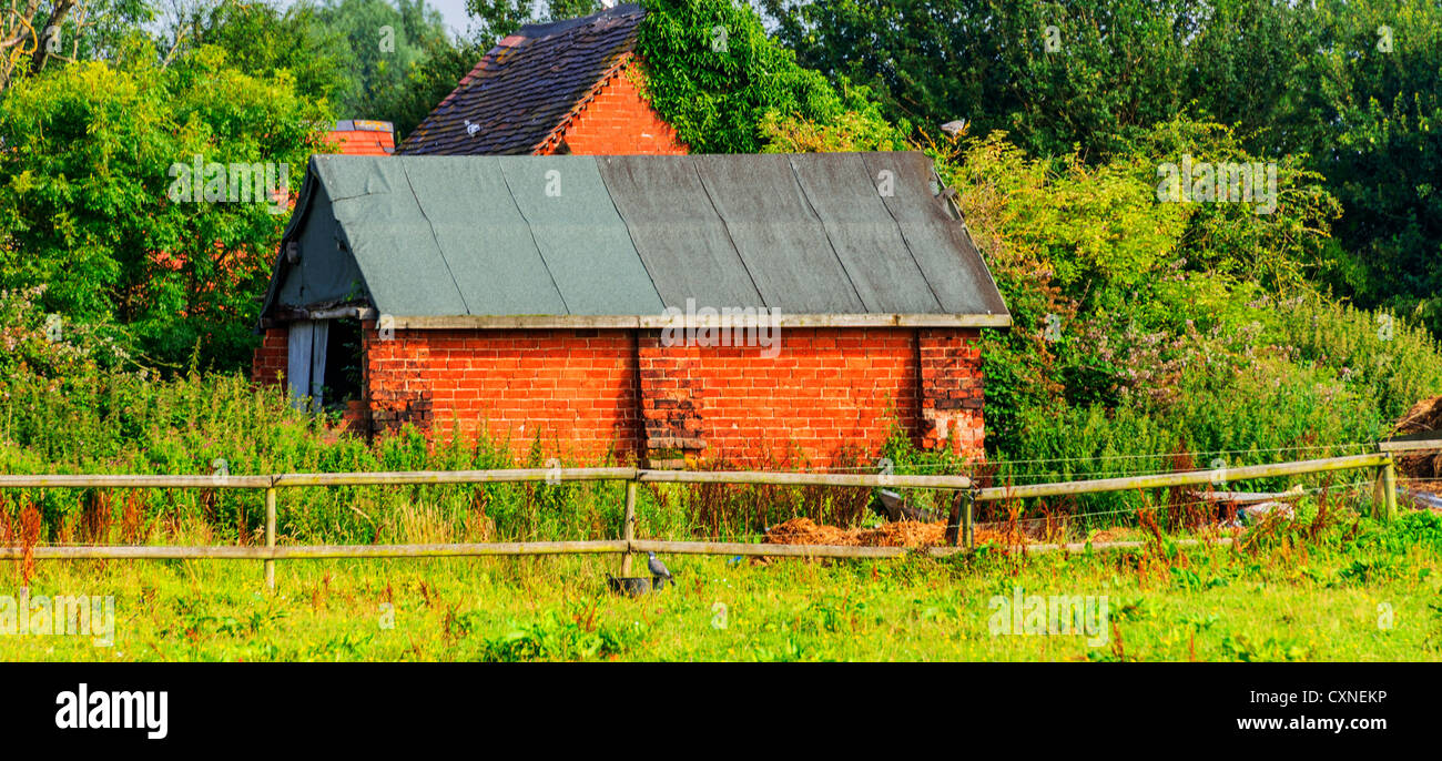 barn farm buildings Stock Photo - Alamy