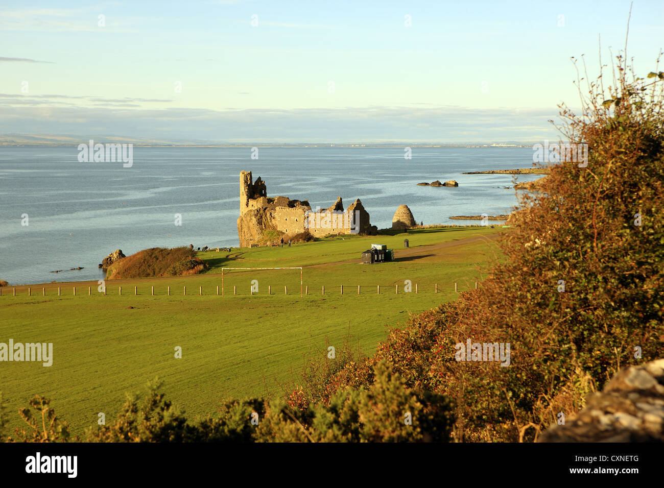 Dunure hi-res stock photography and images - Alamy