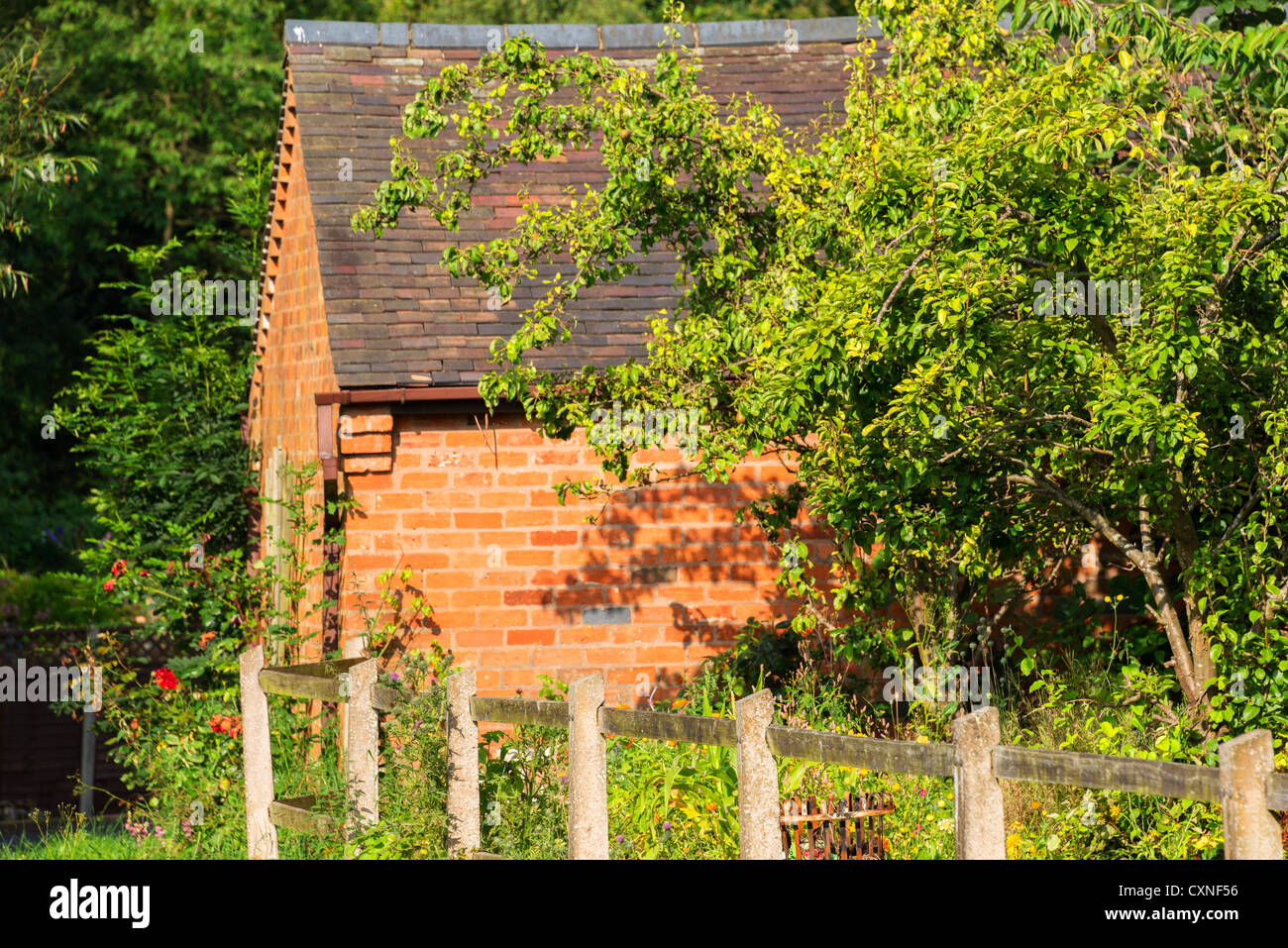 barn farm buildings Stock Photo - Alamy