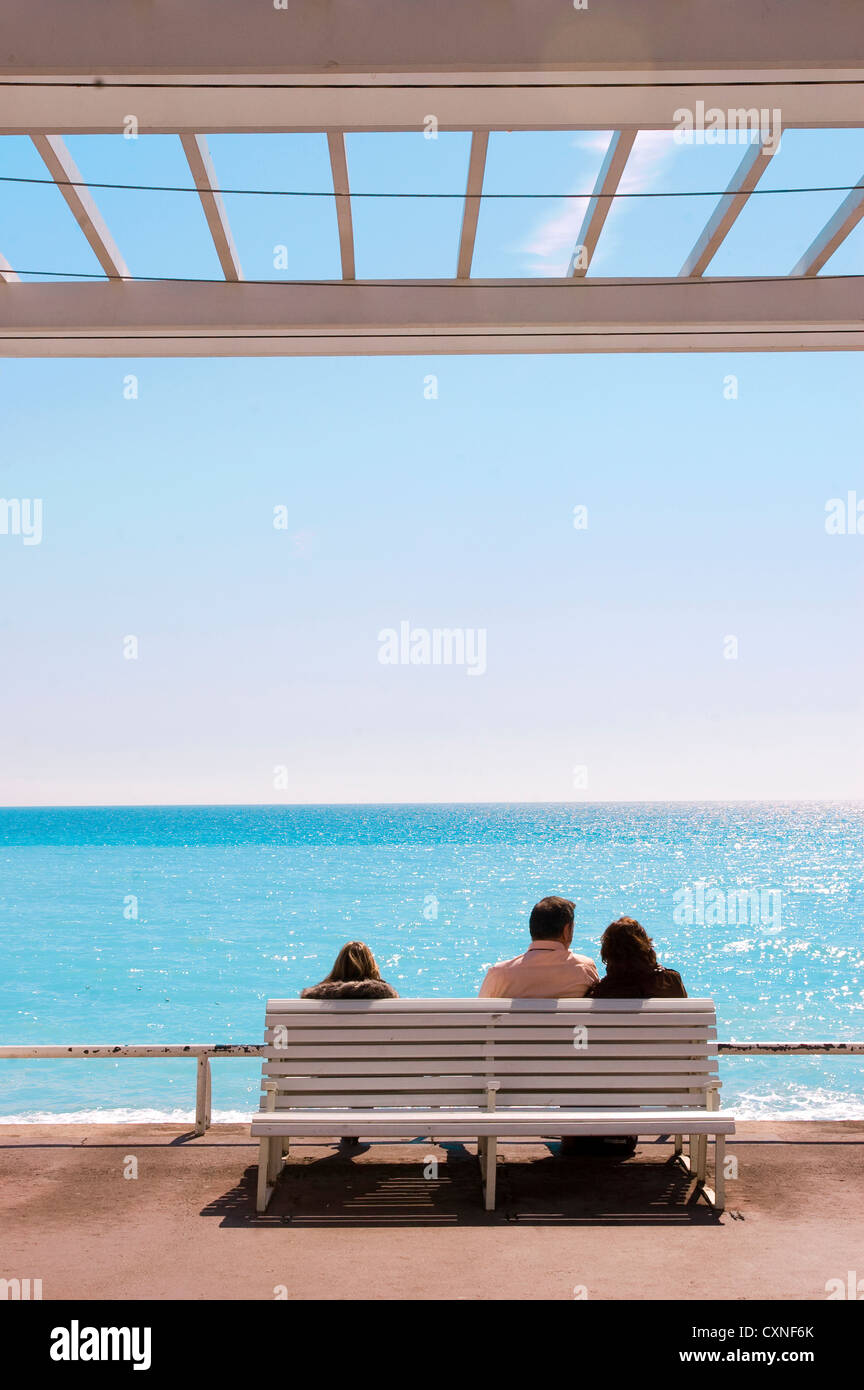 Europe bench promenade hi-res stock photography and images - Alamy