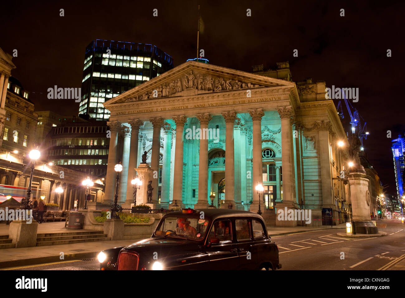 The royal exchange london shopping hi-res stock photography and images ...