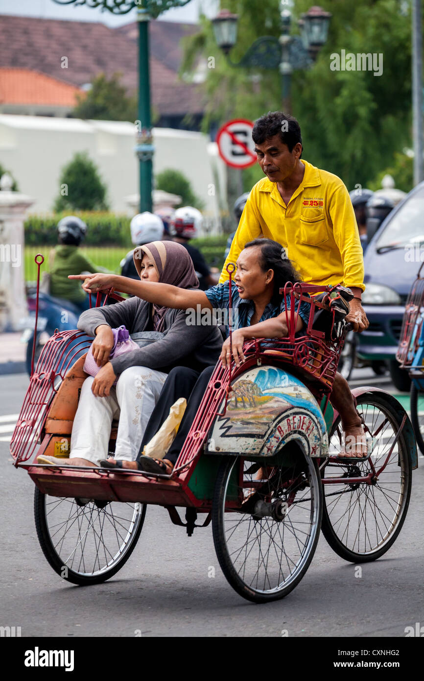 Rickshaws in Yogyakarta in Indonesia Stock Photo - Alamy
