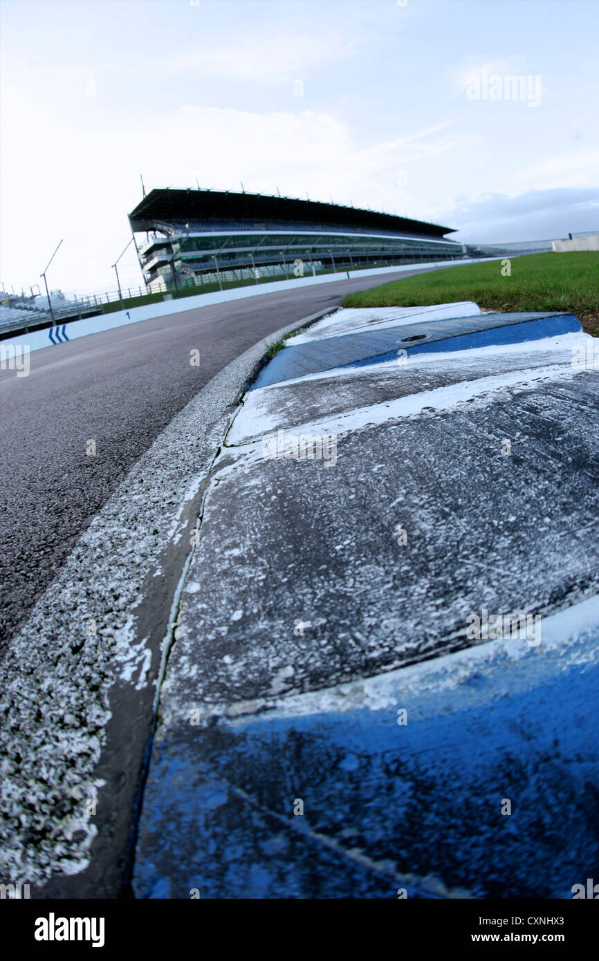 Kerb in race track hi-res stock photography and images - Alamy