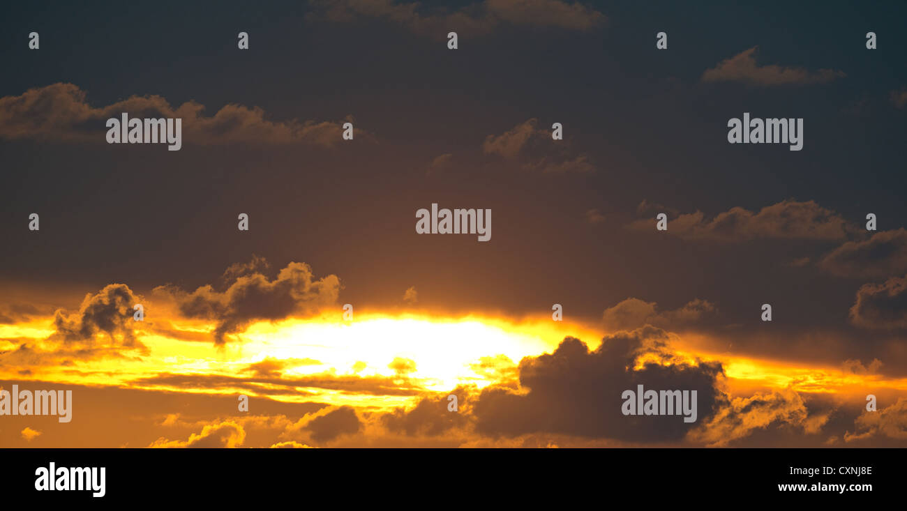 Sunset uk hi-res stock photography and images - Alamy