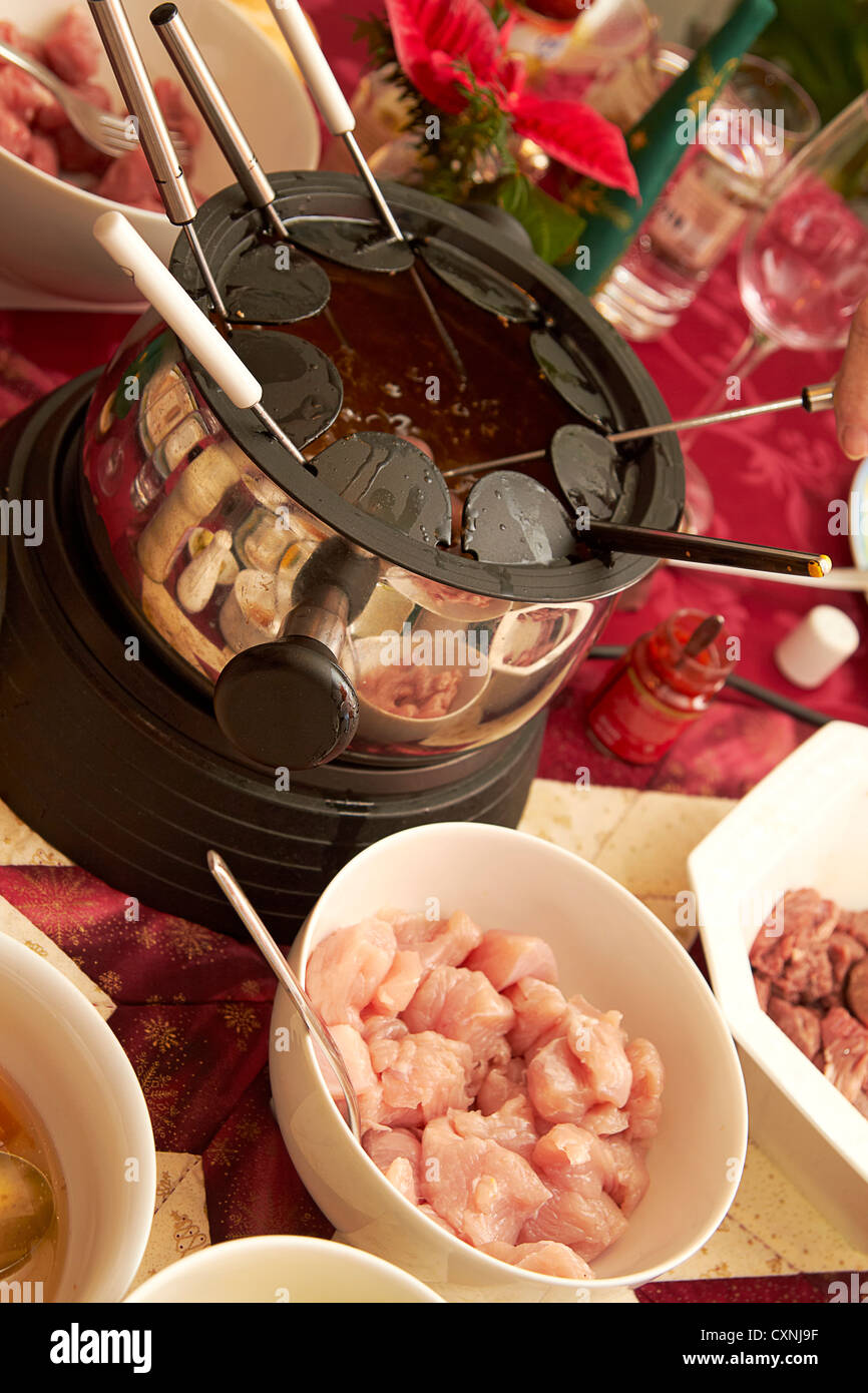 Oil fondue hi-res stock photography and images - Alamy