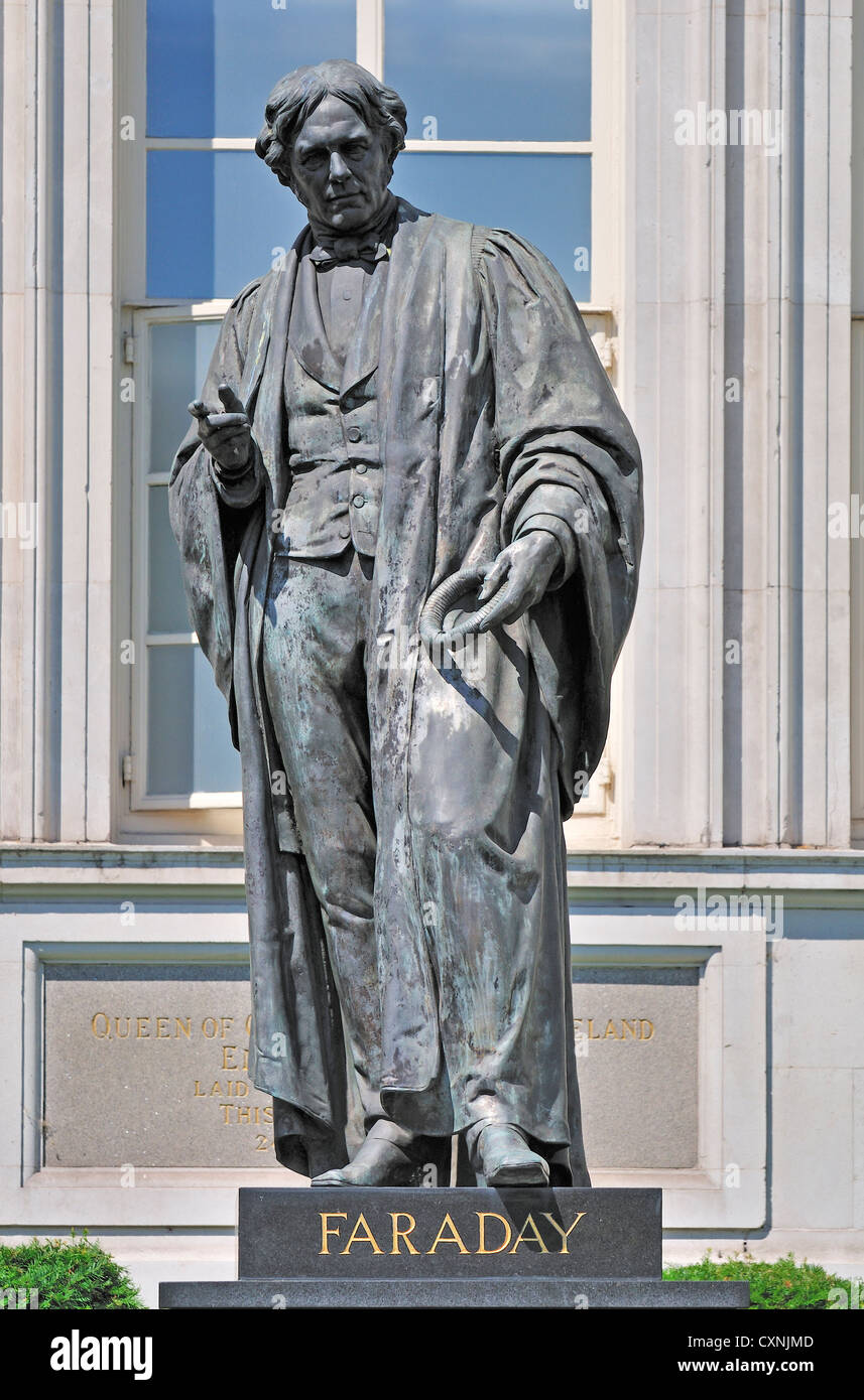Michael faraday hi-res stock photography and images - Alamy