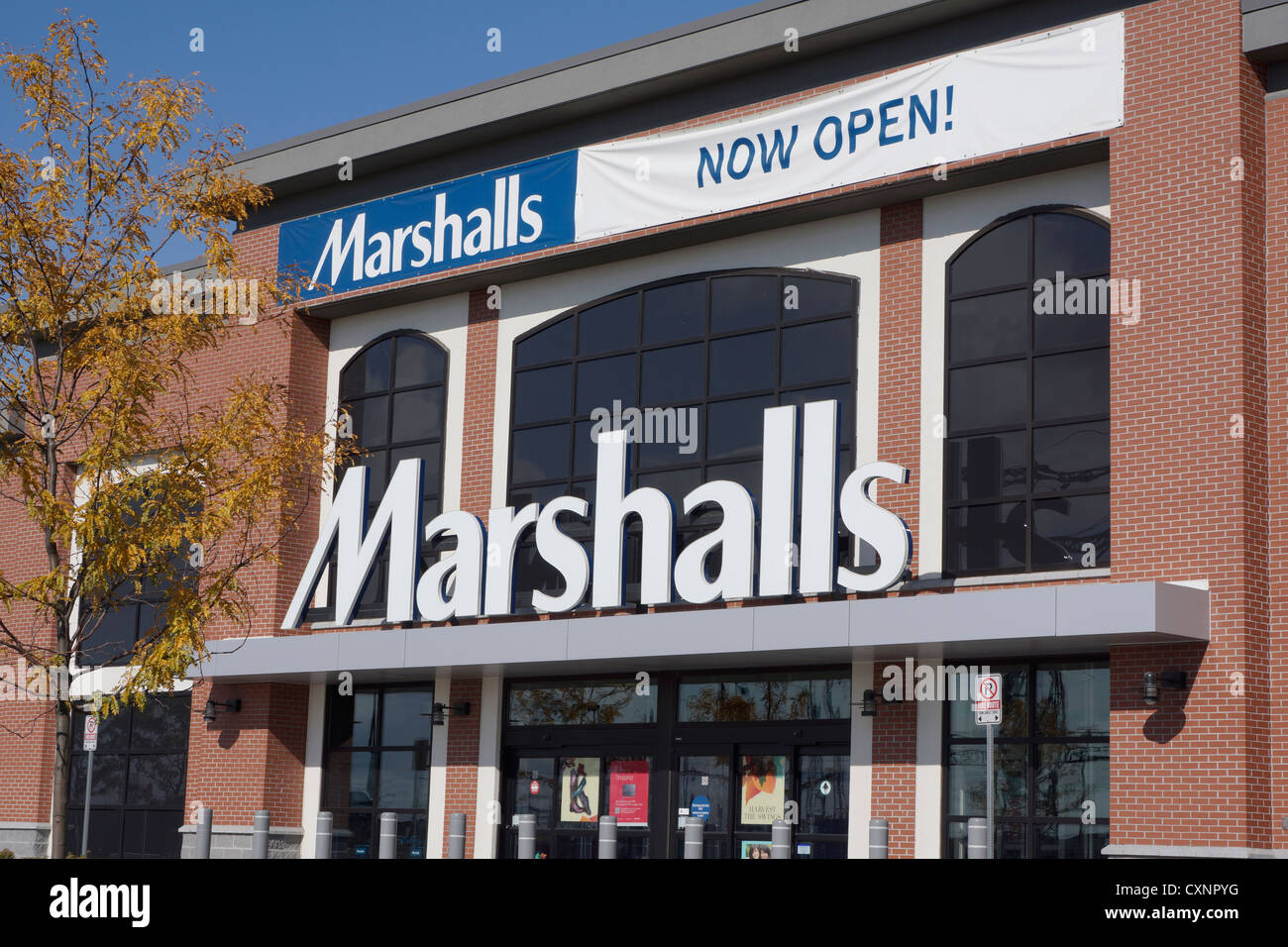 Marshalls department store hi-res stock photography and images - Alamy