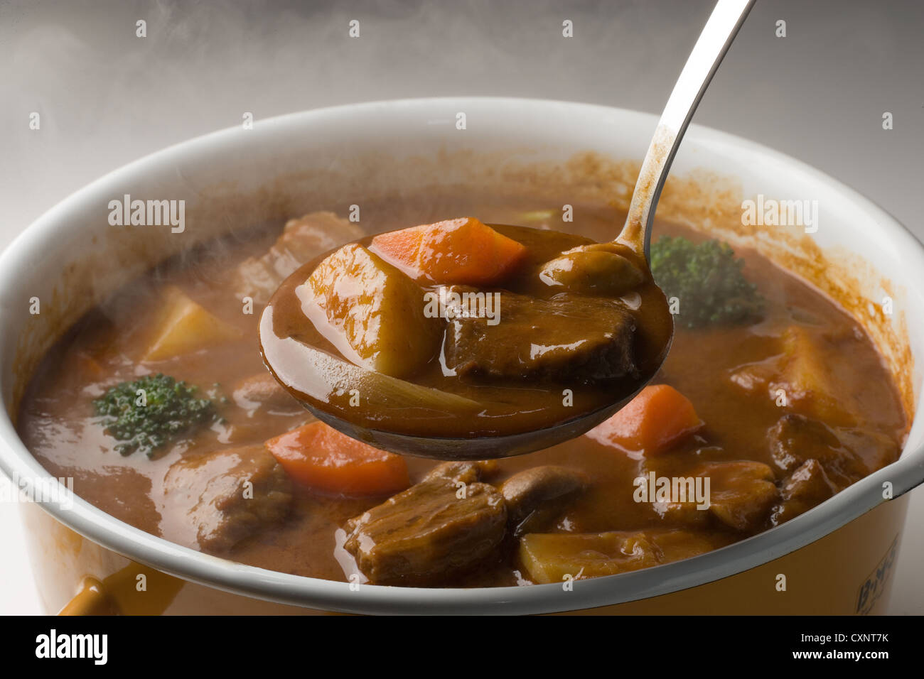 Cooking stew hi-res stock photography and images - Alamy