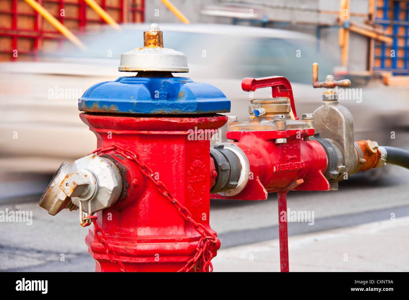 Fire plug hi-res stock photography and images - Alamy