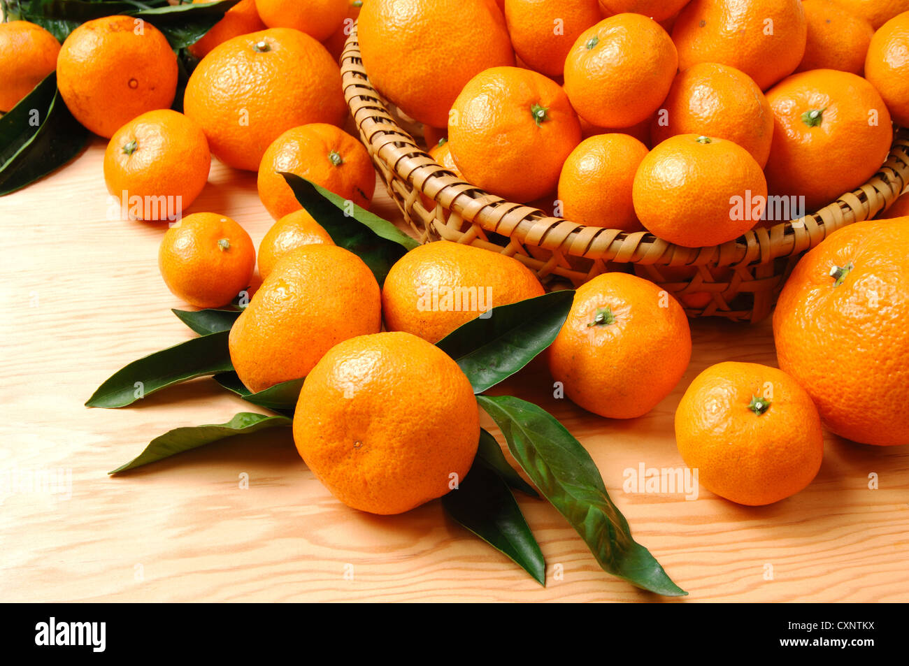 Tangerines hi-res stock photography and images - Alamy