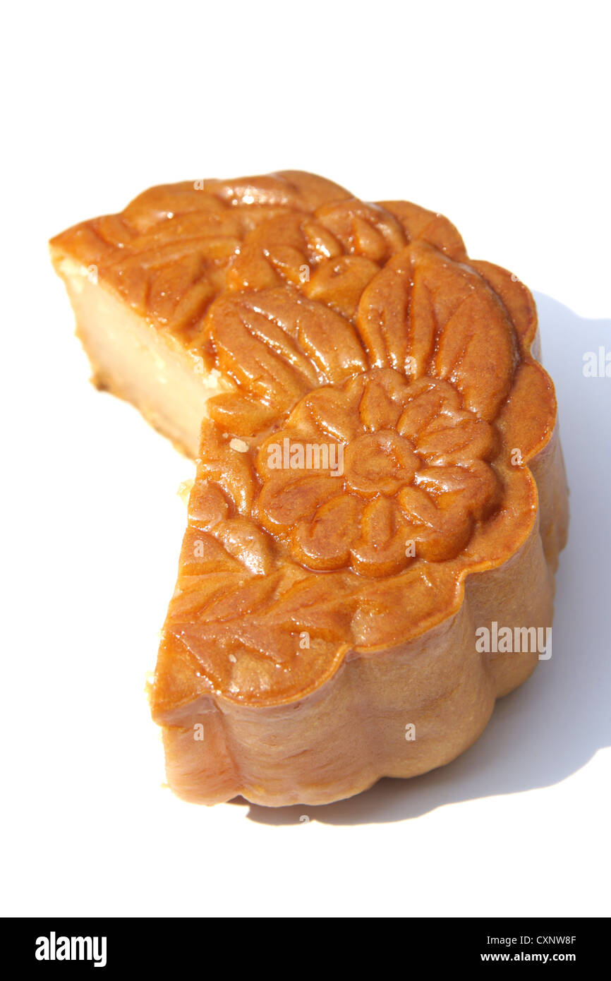 Sliced Chinese Moon Cake Stock Photo - Alamy