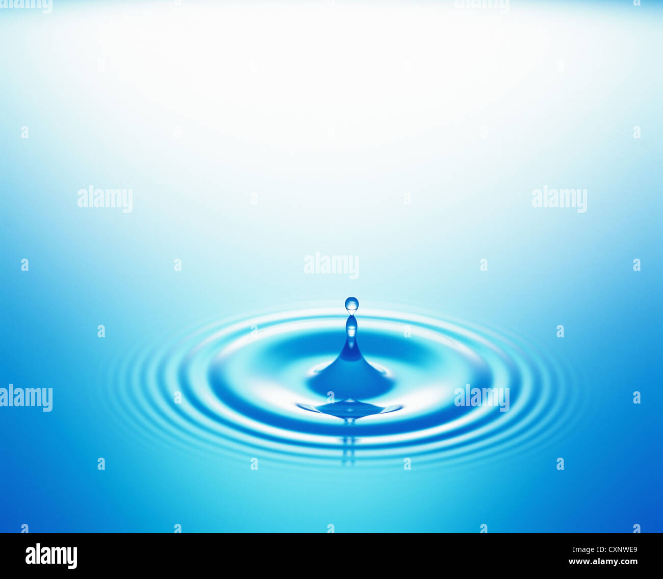 Water spreading hi-res stock photography and images - Alamy