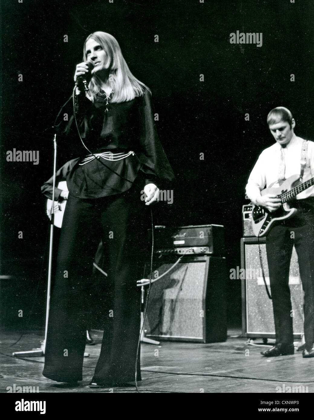 SKEETER DAVUS (1931-2004) US Country music singer in December 1969 ...