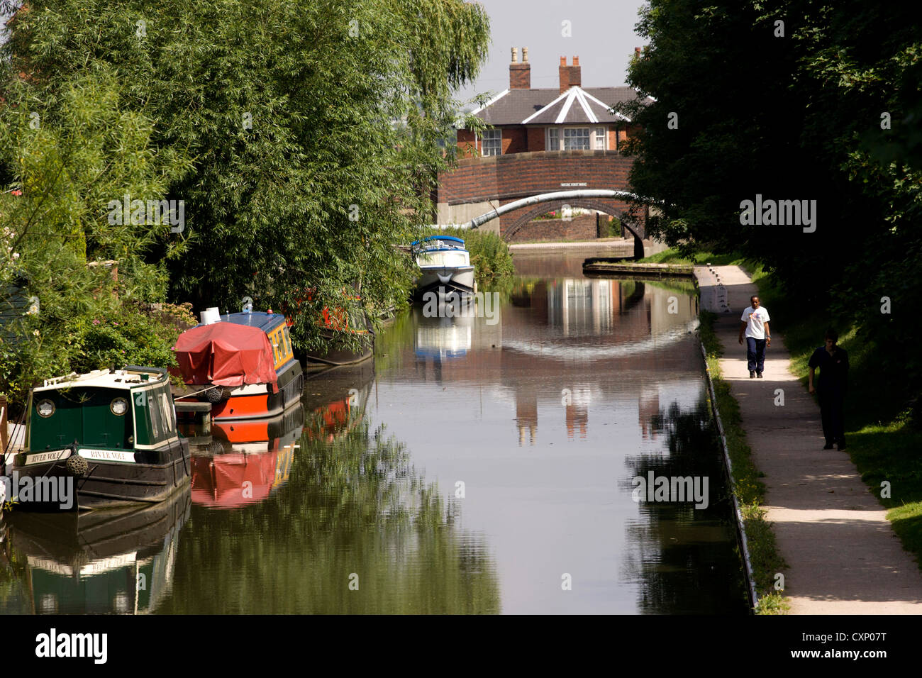 The Fazeley canal in Tamworth, Staffordshire. Pictured here the stretch ...