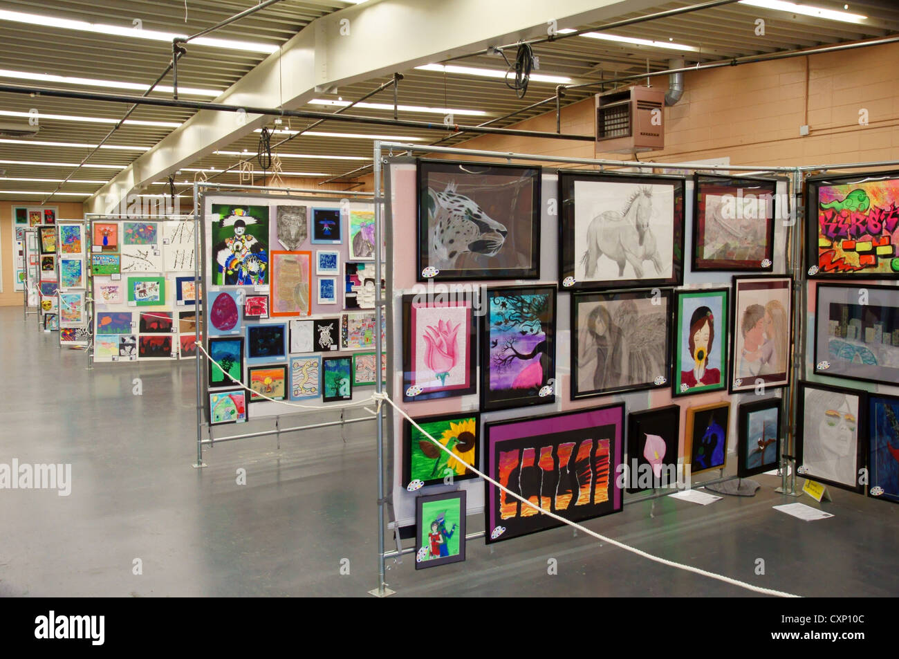 Art Craft Show Paintings High Resolution Stock Photography and Images ...