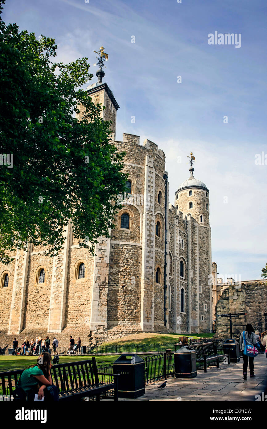 The White Tower in the Tower of London complex Stock Photo - Alamy