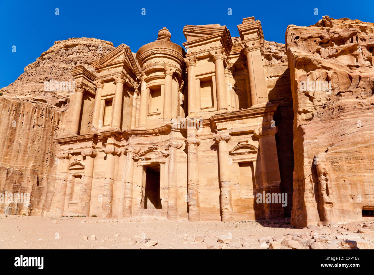 monumental facade of ed dier Stock Photo - Alamy