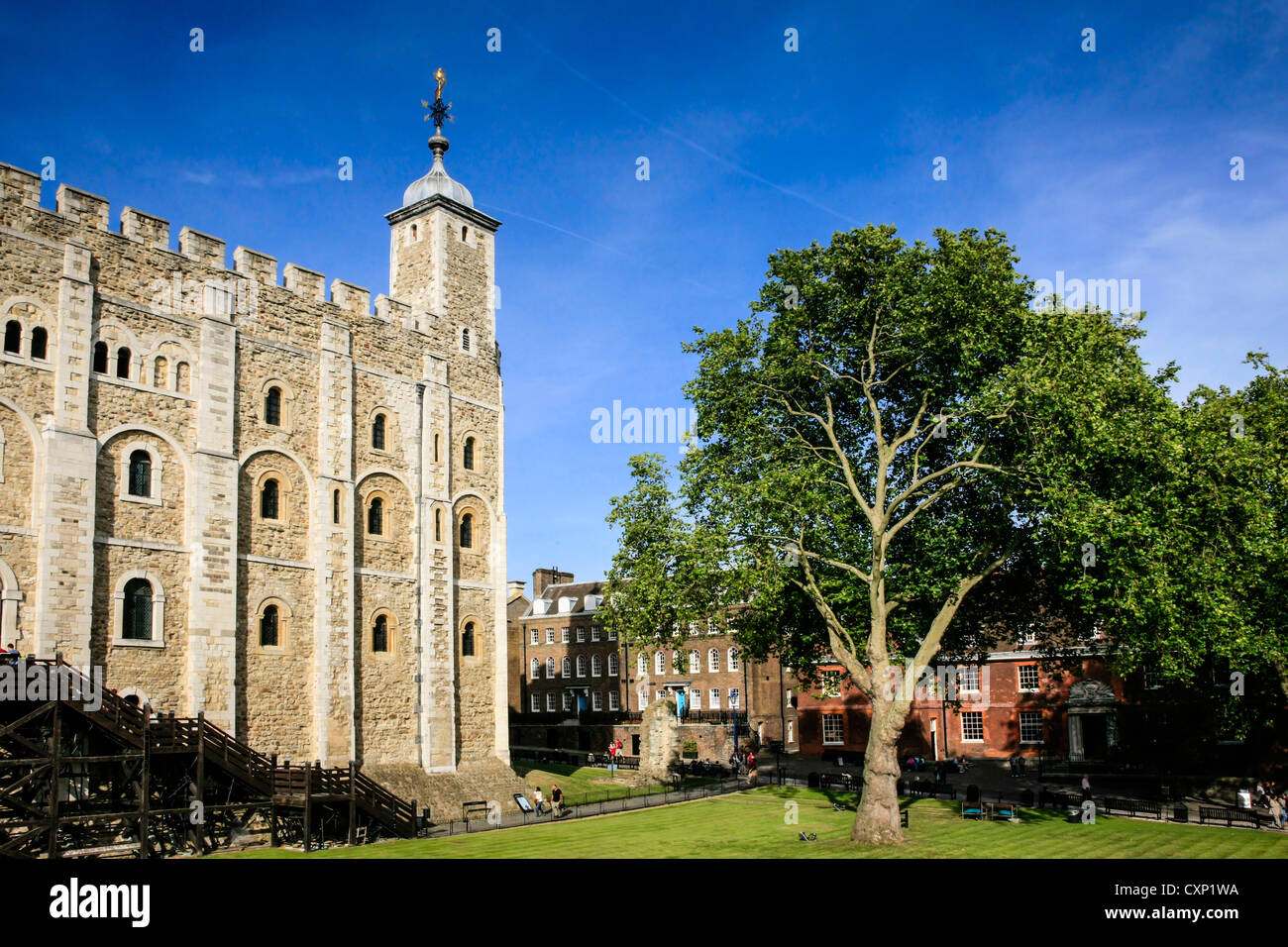 The White Tower in the Tower of London complex Stock Photo - Alamy