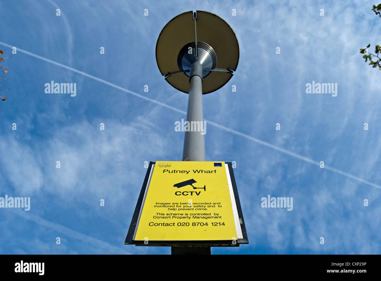Cctv warning sign hi-res stock photography and images - Alamy