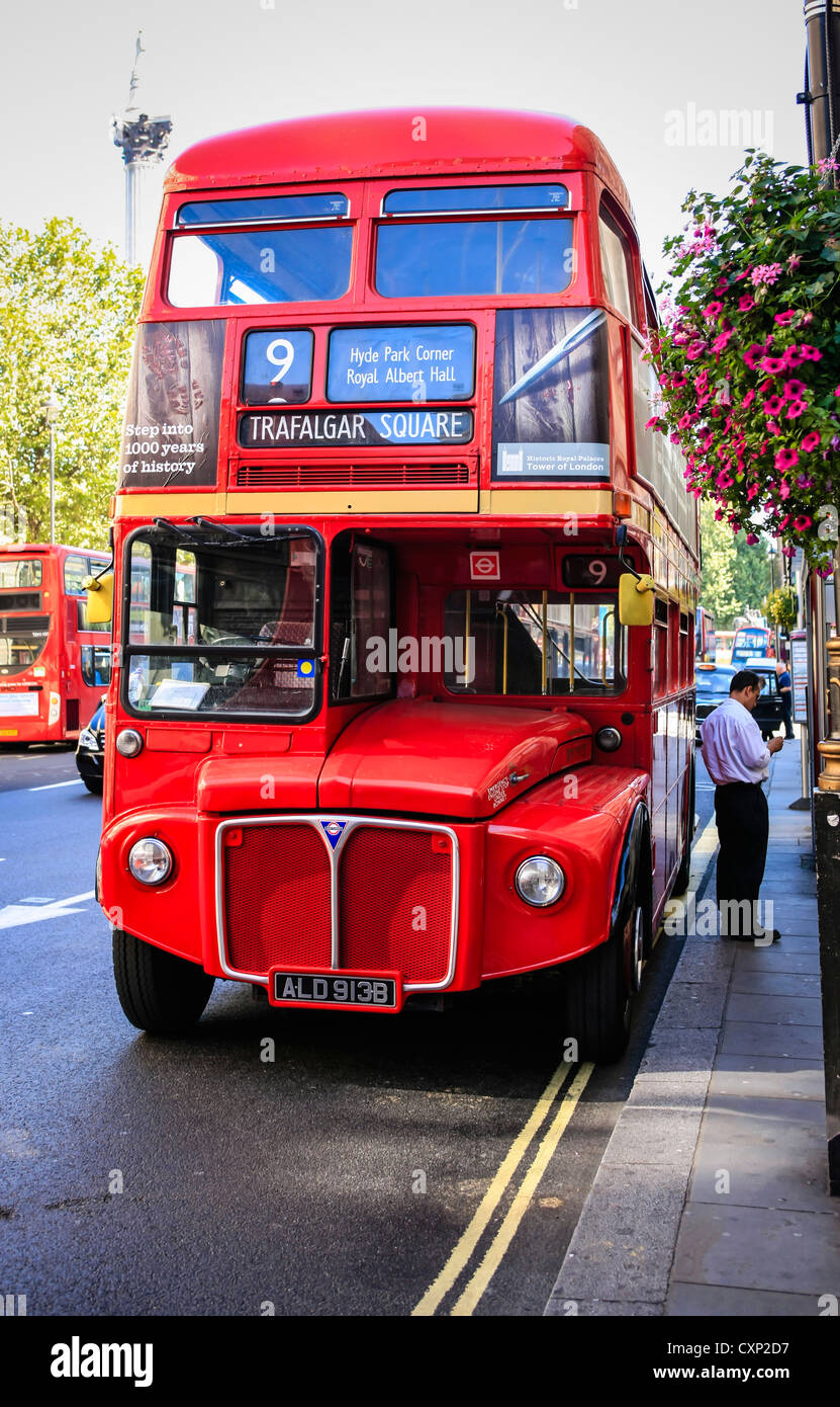 London Red Routemaster bus near Trafalgar Square Stock Photo - Alamy