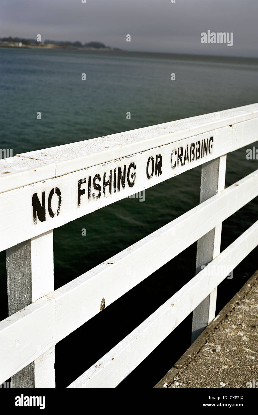 American no fishing sign hi-res stock photography and images - Alamy